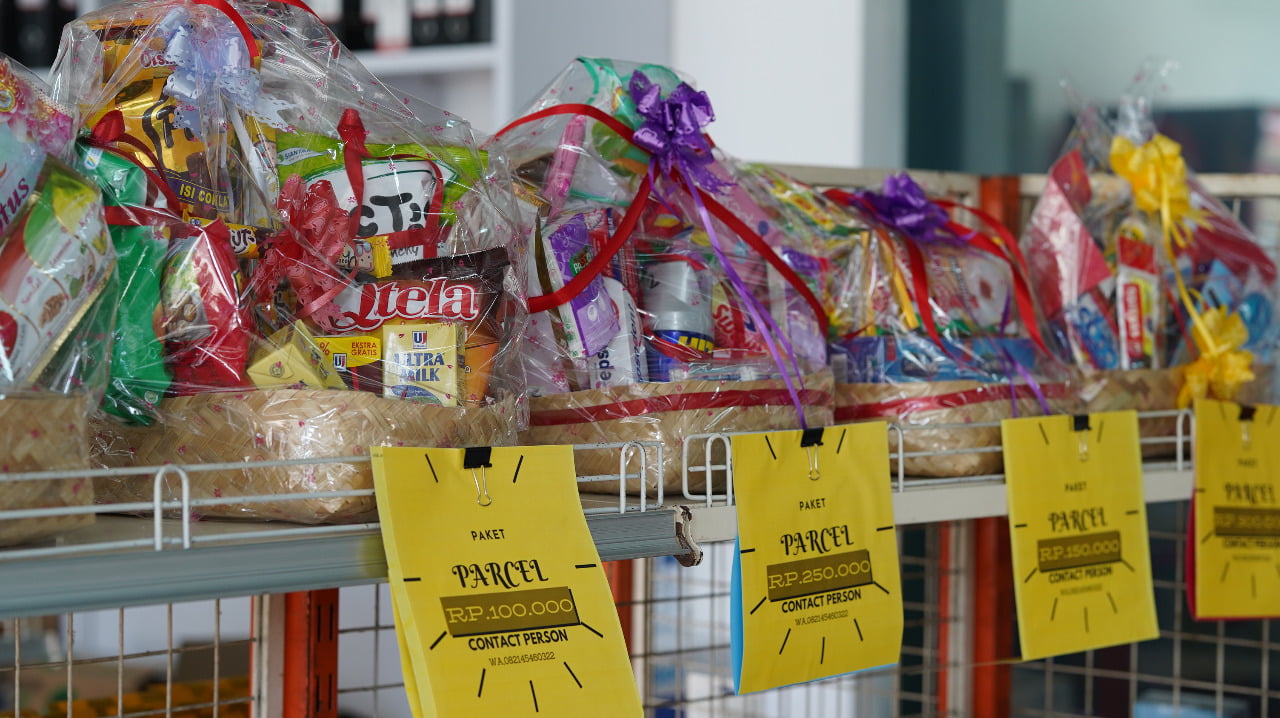 Undiknas Mart - Universitas Pendidikan Nasional