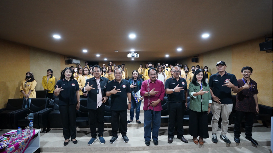 Undiknas dan KPID Bali Bergandengan Tangan Gencarkan Gerakan Literasi ...