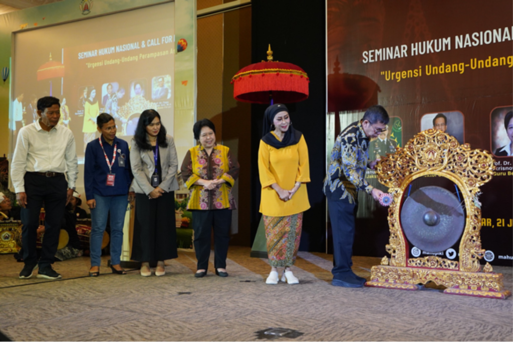 Urgensi Legislasi Perampasan Aset Dijajaki dalam Seminar Nasional dan ...