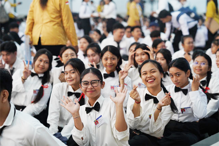 Preparing World-Class Leaders: Undiknas Student Week 2024/2025 ...