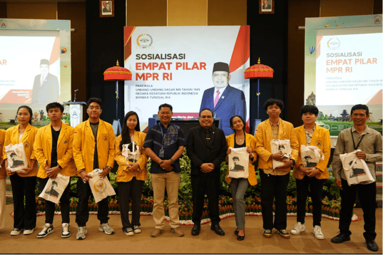 Sosialisasi Empat Pilar Bersama MPR RI: Membangun Karakter Kebangsaan di Undiknas - Universitas ...